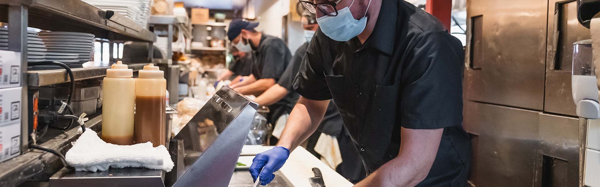 Front of House - Servers | CooperSmith's Pub & Brewing